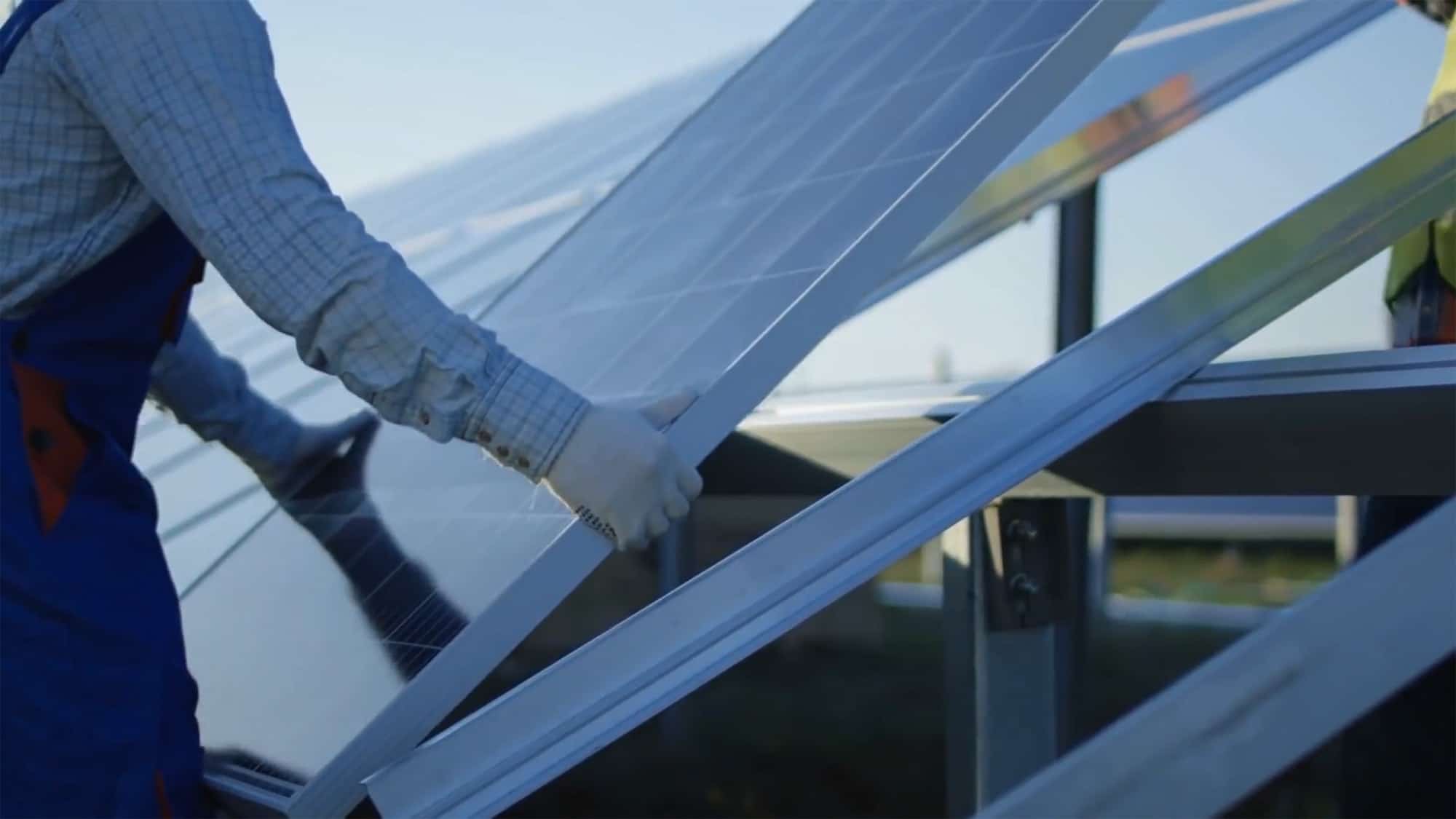 How To Recognize A Faulty Solar Panel | SolaPlumb